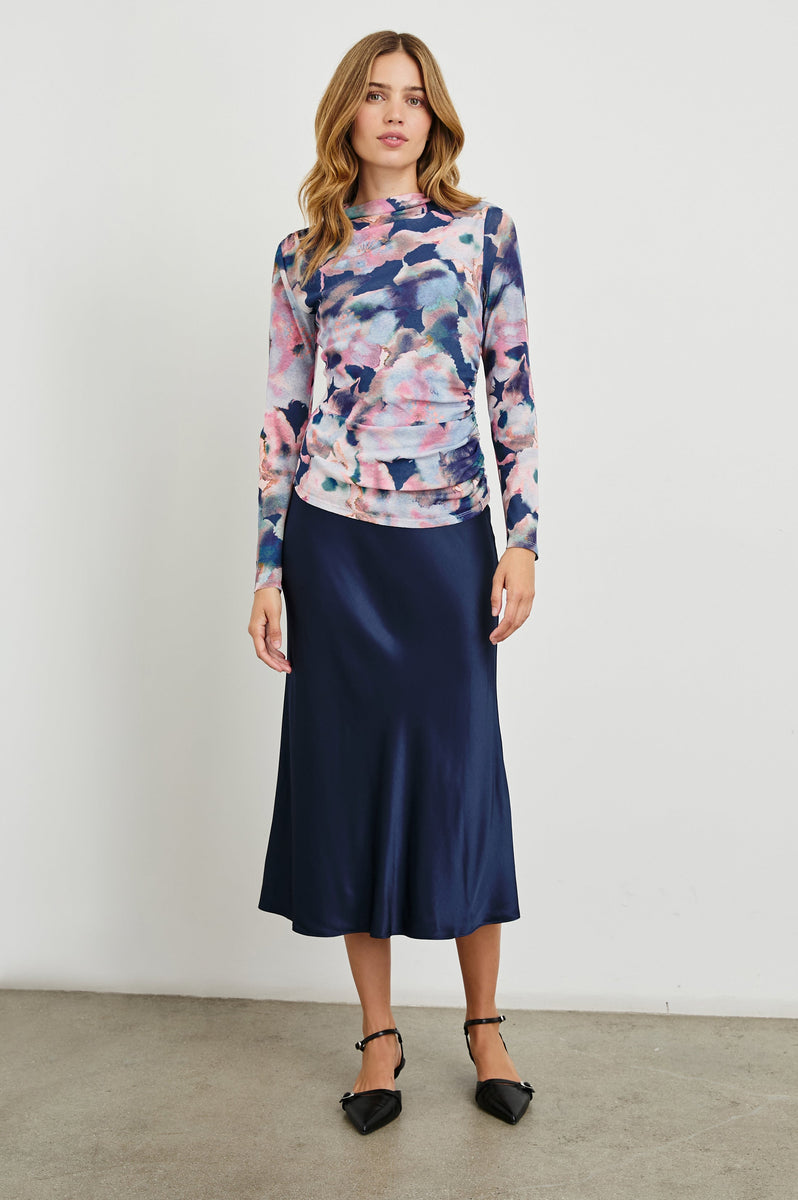 JOELLE TOP - MIDNIGHT VERBENA – Rails EU